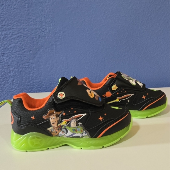 Disney | Shoes | Disney Pixar Toy Story Shoes Sneakers Size 1 Disney ...